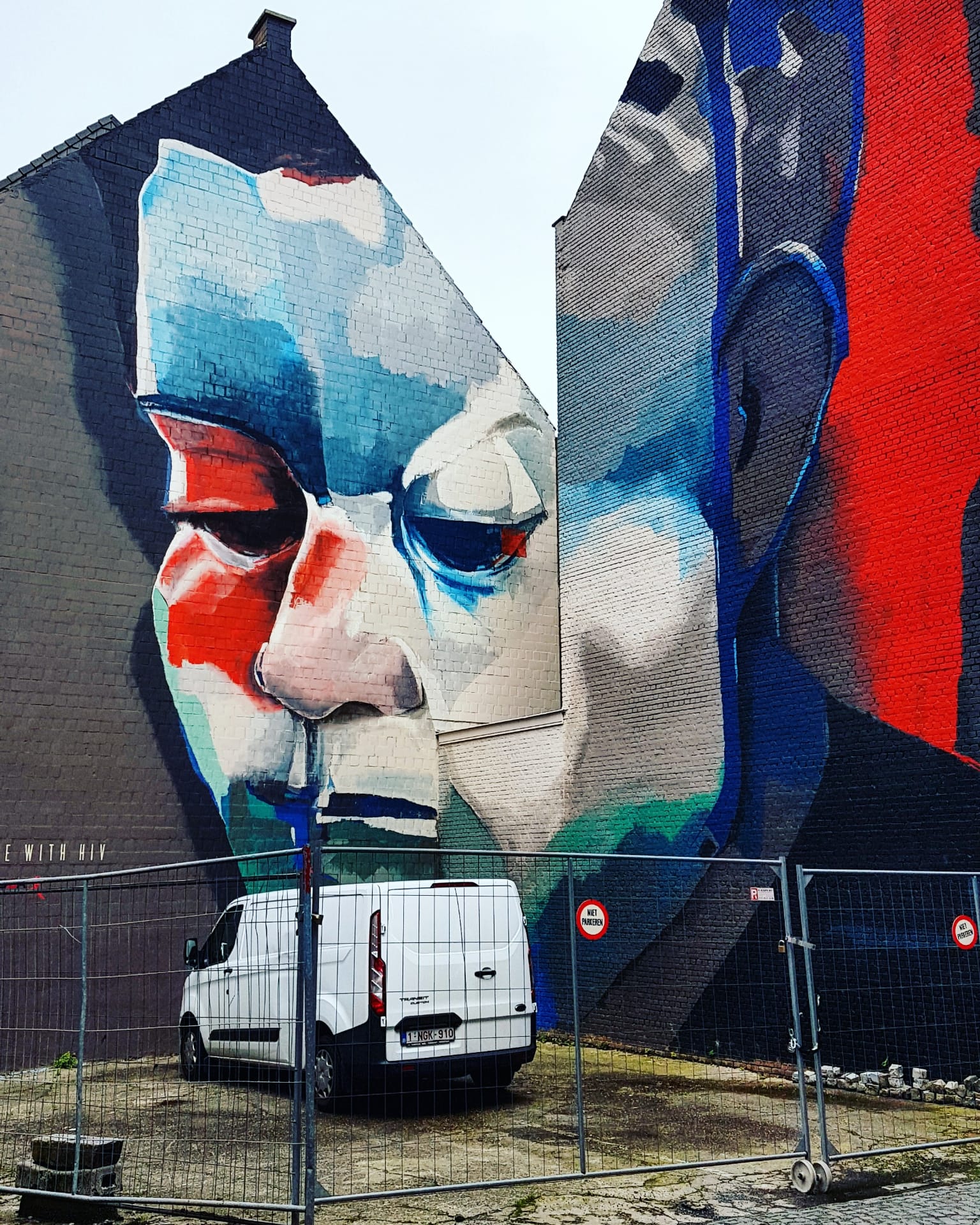 Foto’s en Graffiti in Antwerpen – Auf Wiedersehen Goodbye